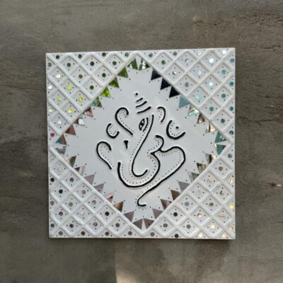 White Lippan Art - Rtefacts